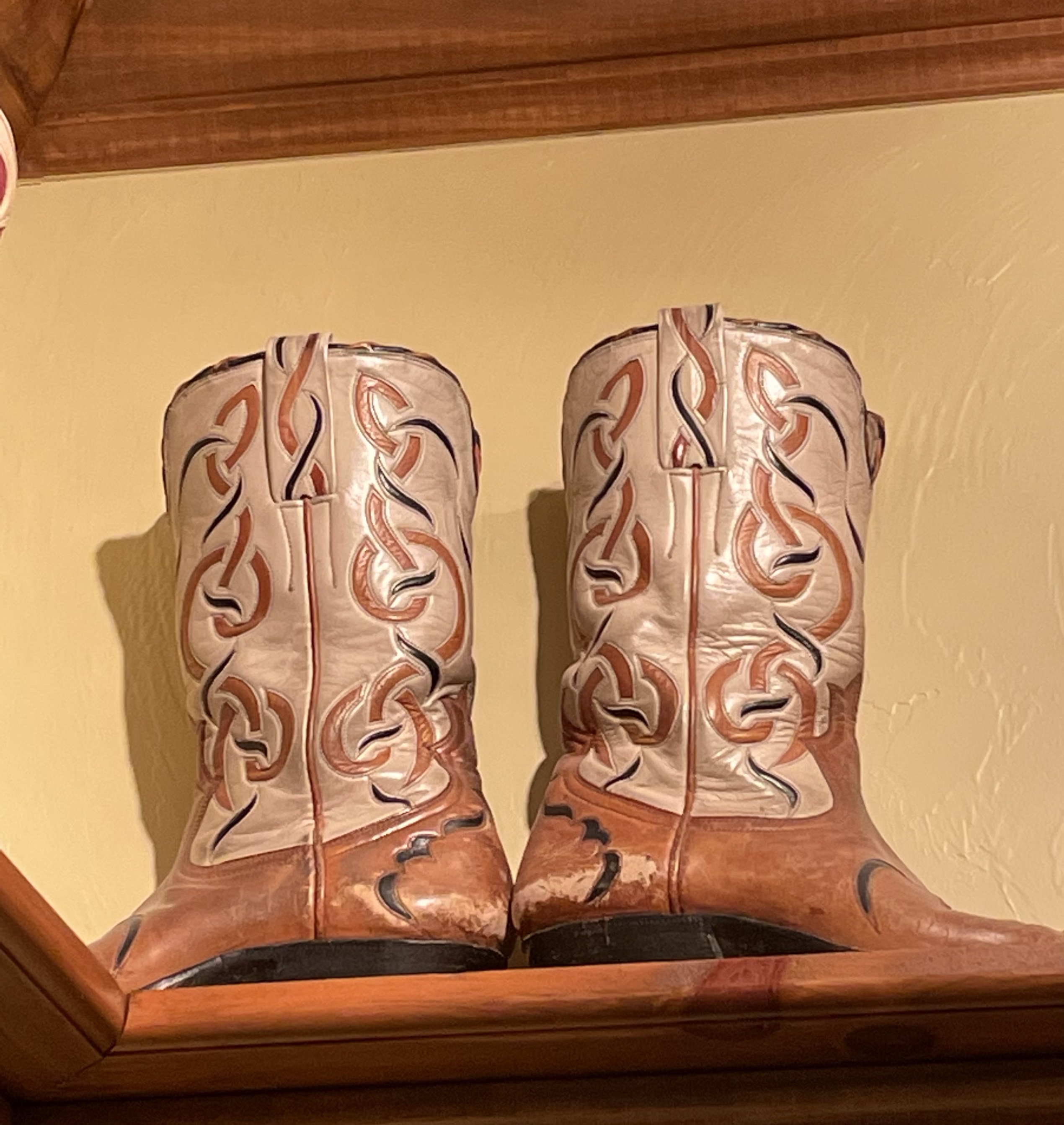 Visiting an old friend | Lisa Sorrell, cowboy boot maker